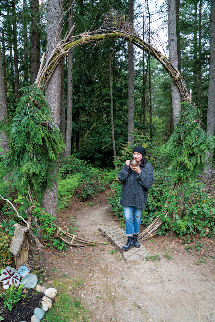 Alex Hamlin - Women Create