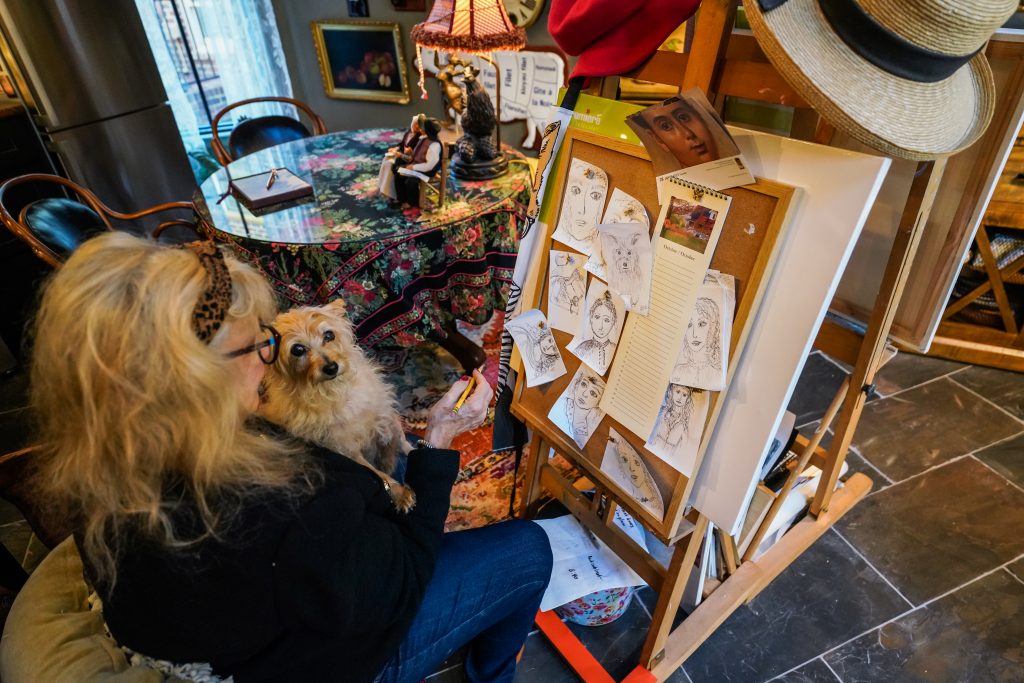 Phoebe and Eowana - Women Create