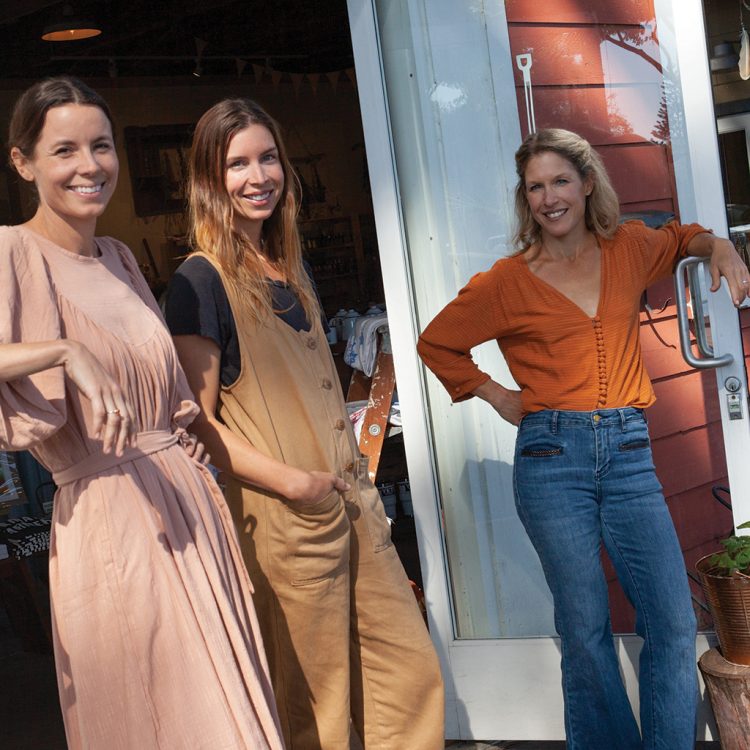 Extras - Women Create